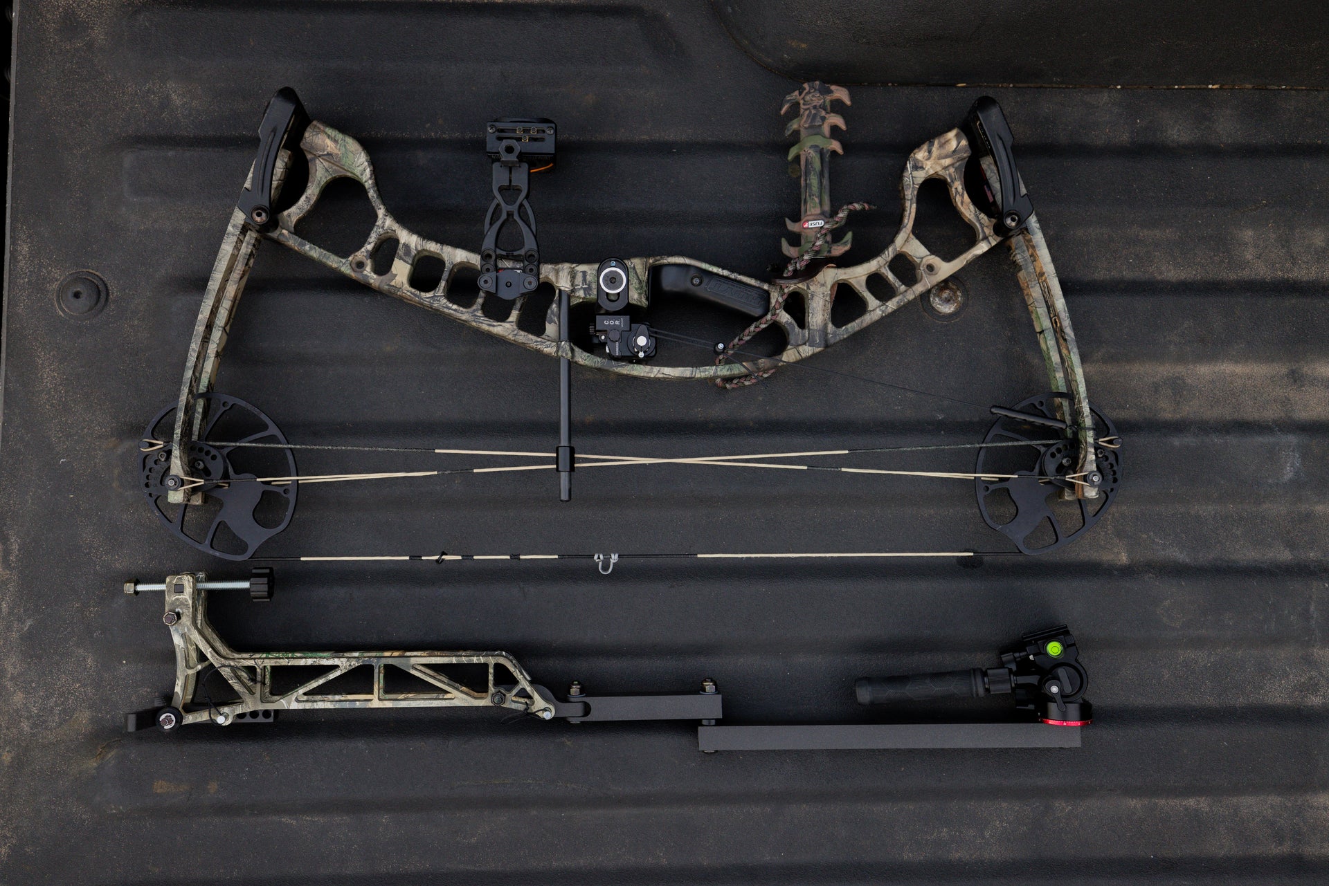 Realtree EDGE® Capture Camera Arm – Elevate Stand Co.