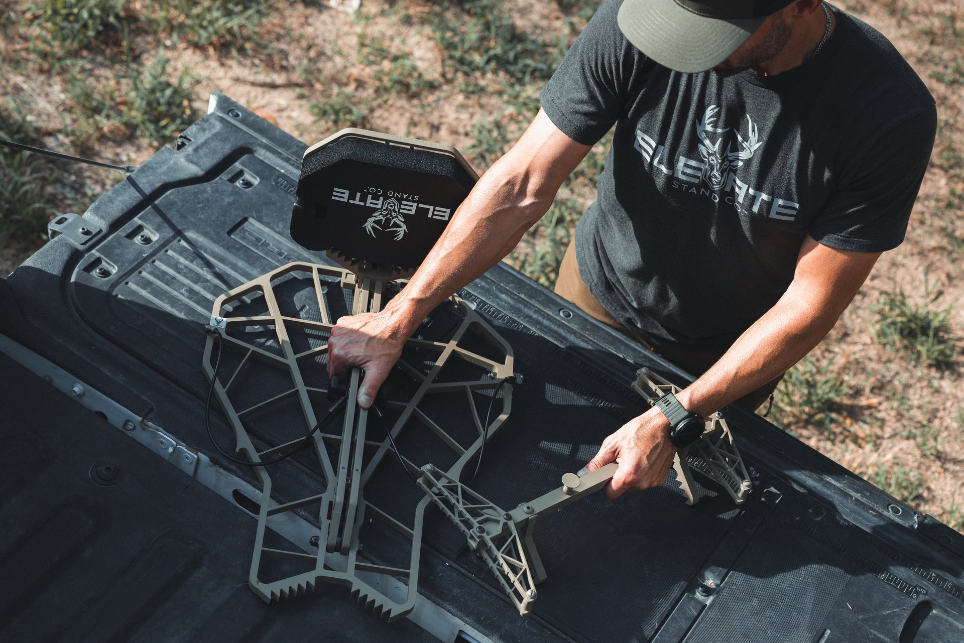 TREE HANG ON STANDS | ELEVATE STAND CO. | CLIMBING STICKS | E-BIKES – Elevate Stand Co.