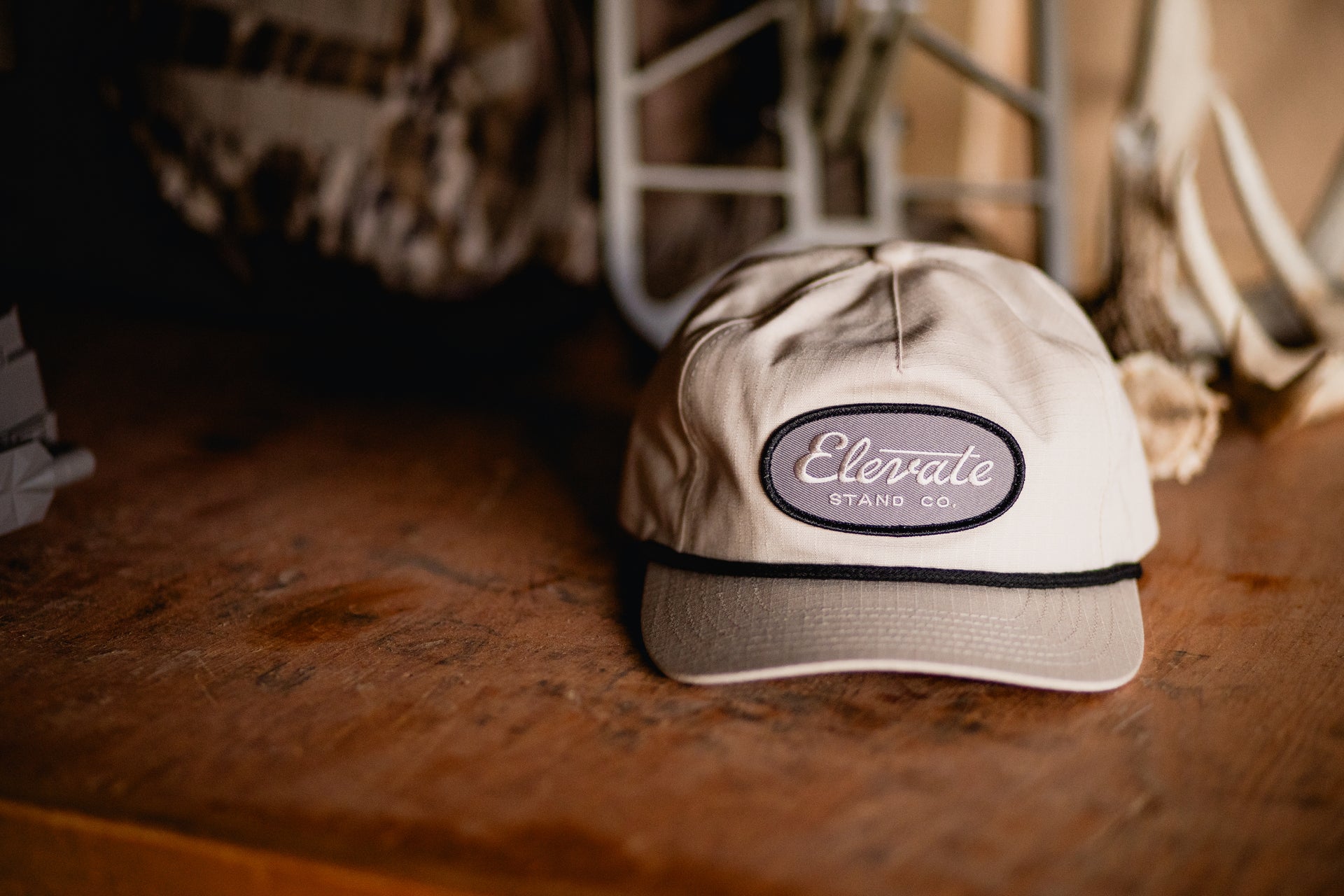 Elevate Stand Co. | Lightweight Tree Hang On Stands | Climbing Sticks