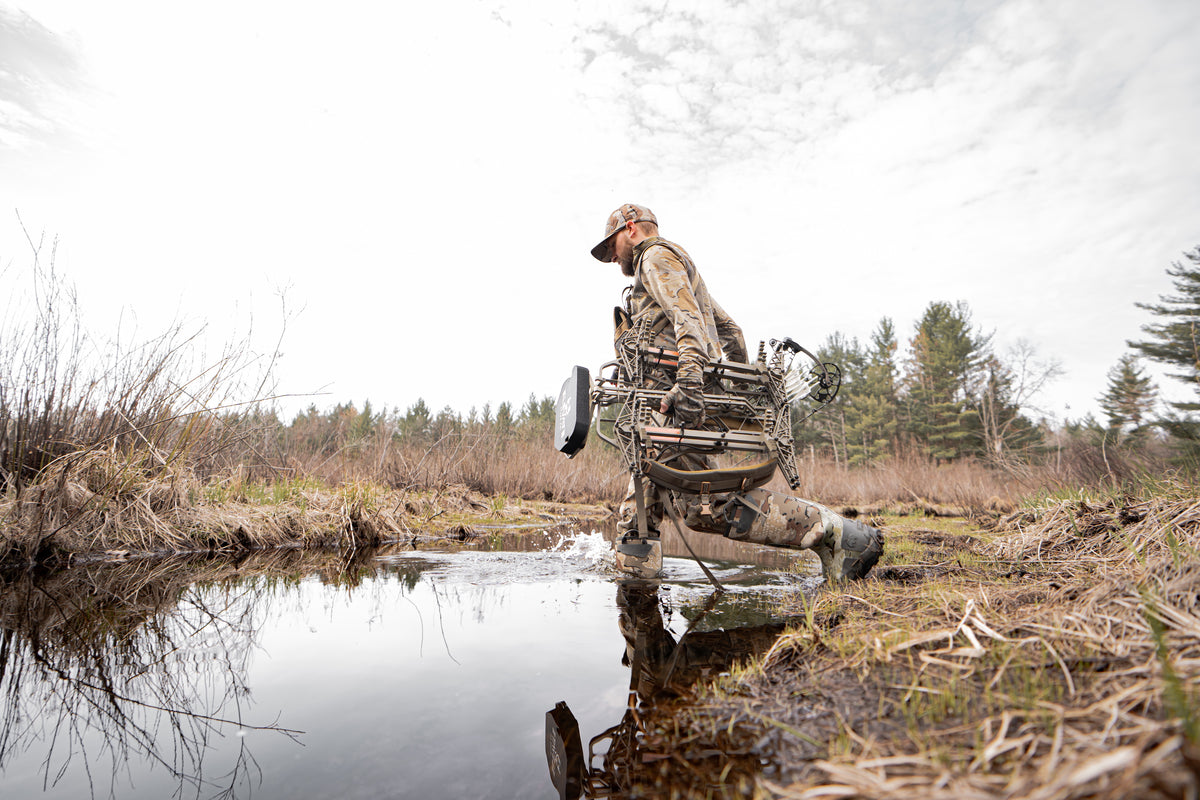 Elevate Stand Co. | Lightweight Tree Hang On Stands | Climbing Sticks